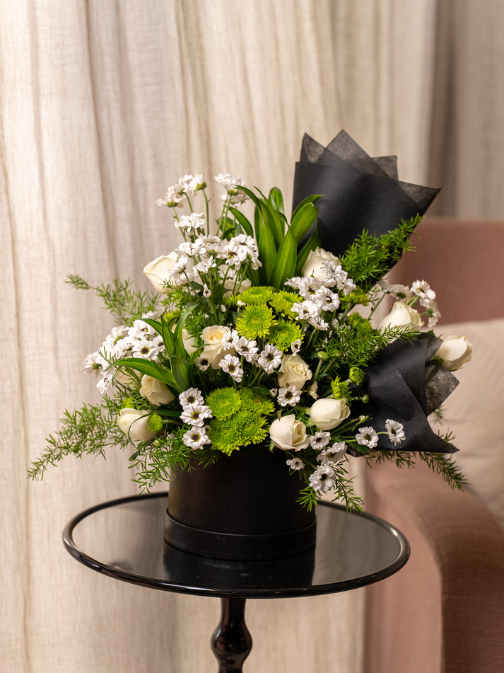 Midnight Bloom Box Bouquet – Blooms Only